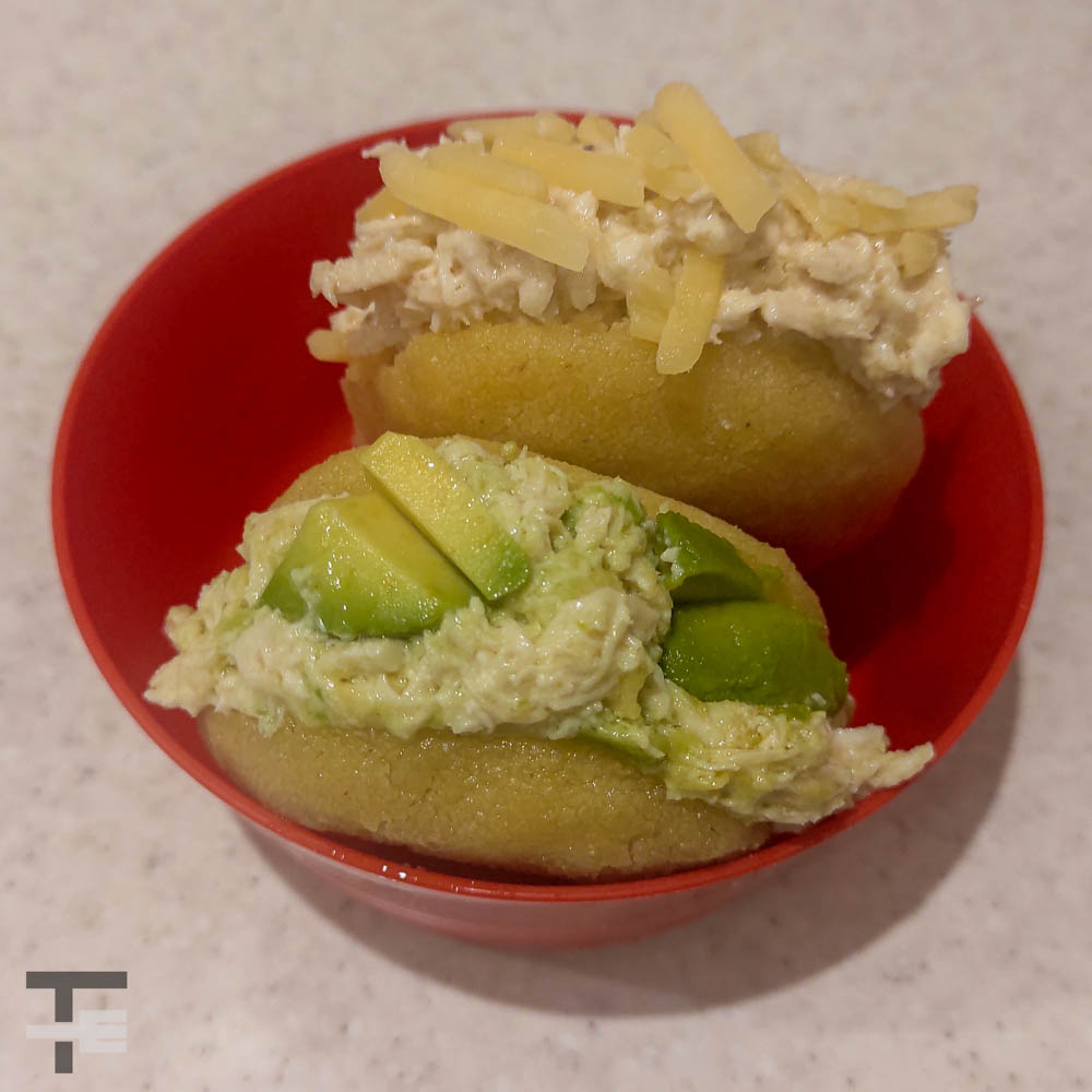 Arepas de Reina Pepiada al horno - Taste Evocations